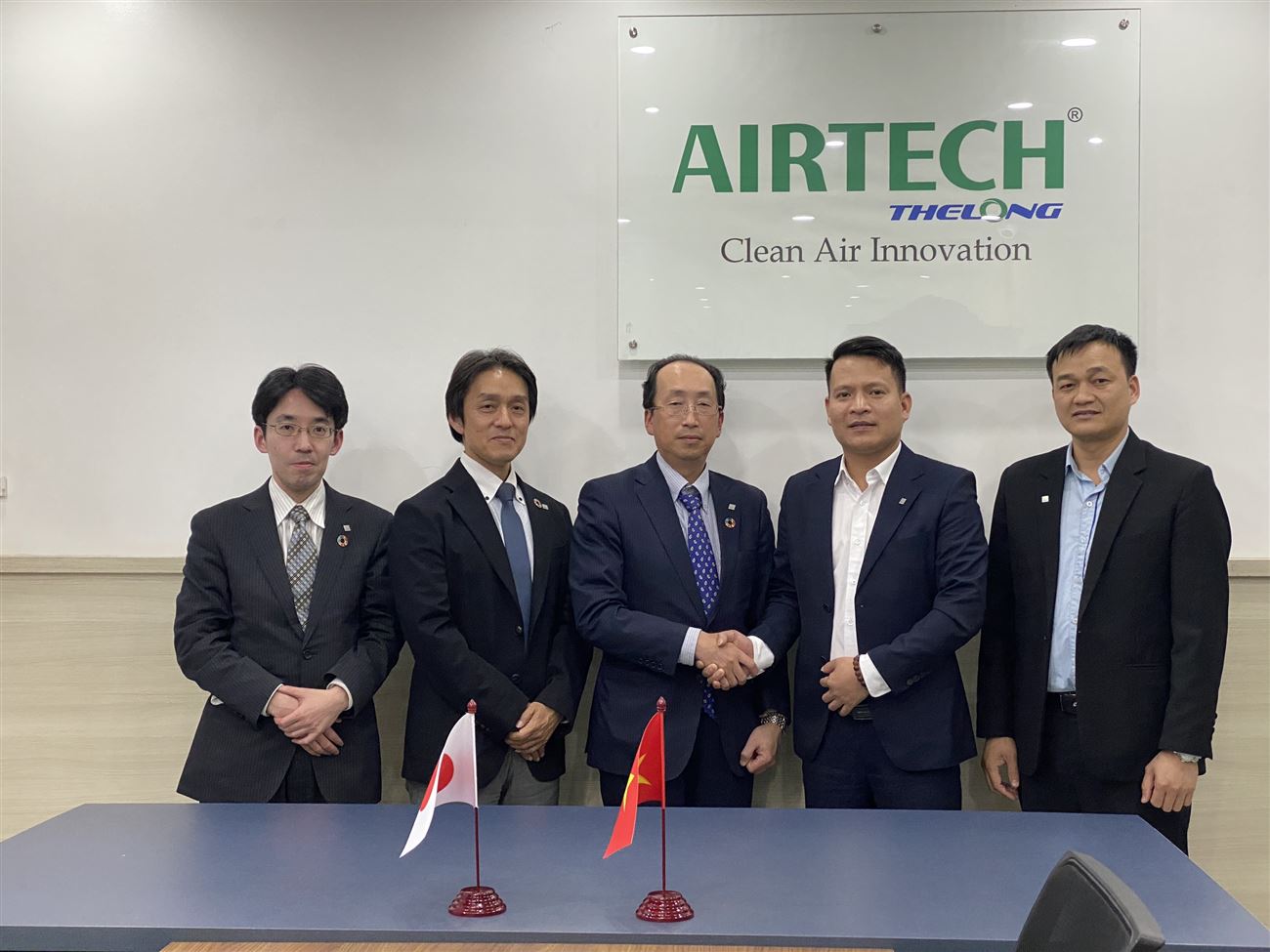 Airtech Thế Long vinh dự đón tiếp và làm việc với lãnh đạo Tập đoàn ...